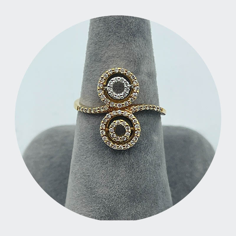 14kt Yellow Gold Figure 8 Circles Ring With Diamonds
